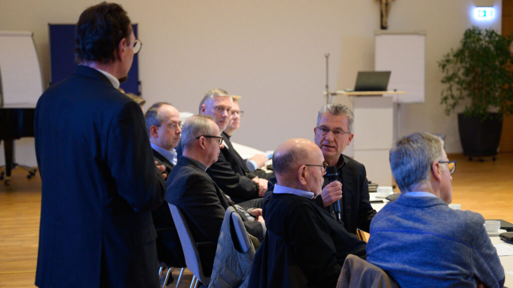 Dr. Rainer Hohmann wird Bereichsleiter im Führungsduo mit Oliver Lücke ...